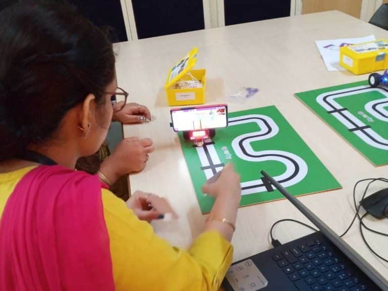 2 Days Coding, AI and Robotics Teacher Training Program - STEMpedia ...