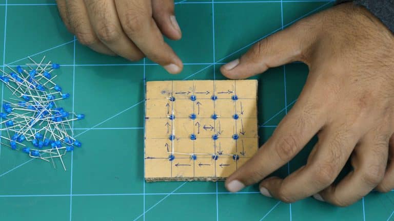 How to Make a Flashing LED Cube 4x4x4 Using Arduino