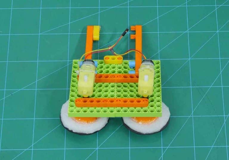 How to make Mobile Controlled Floor Cleaning/CleanSweep Robot, Arduino