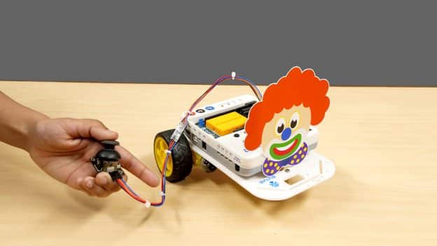 How to make a DIY Joystick Controlled Mobile Robot using arduino