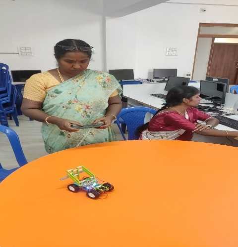 AI and Robotics Lab Setup And Teacher's Training Session At Oxford ...