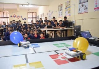 STEM Labs, AI Lab, Robotics Clubs, Tinkering Labs & ATL Gallery - STEMpedia